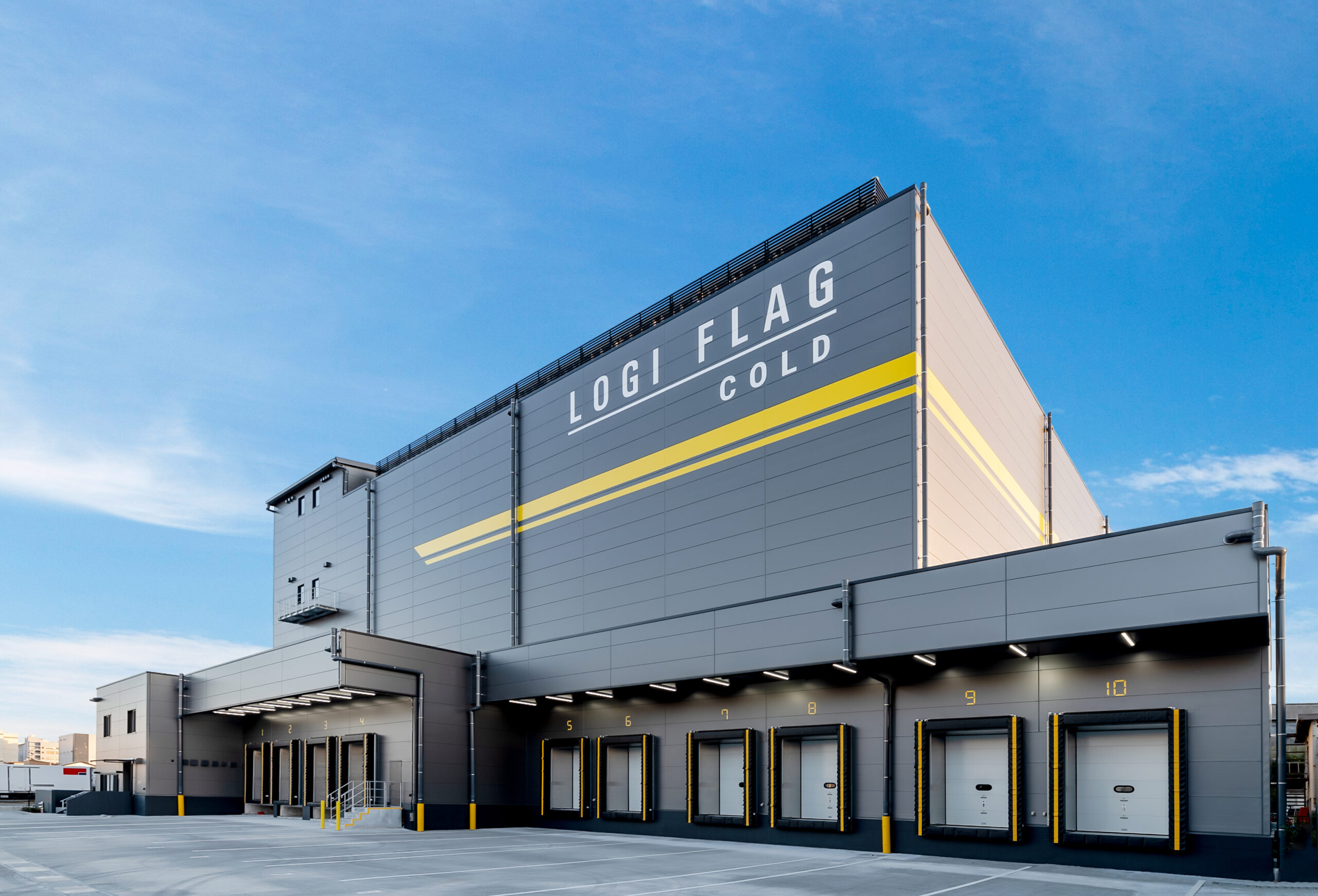 LOGI FLAG COLD 横浜港北 I | 冷凍・冷蔵・3温度帯の次世代型物流施設